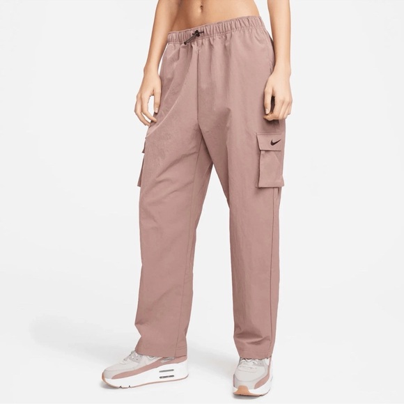Nike | Pants & Jumpsuits | Nike Sportswear Womens Highrise Woven Cargo ...
